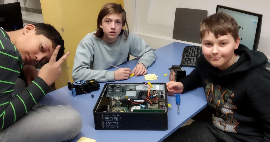 Informatikunterricht mit allen Sinnen – Europa-Mittelschule Wörgl